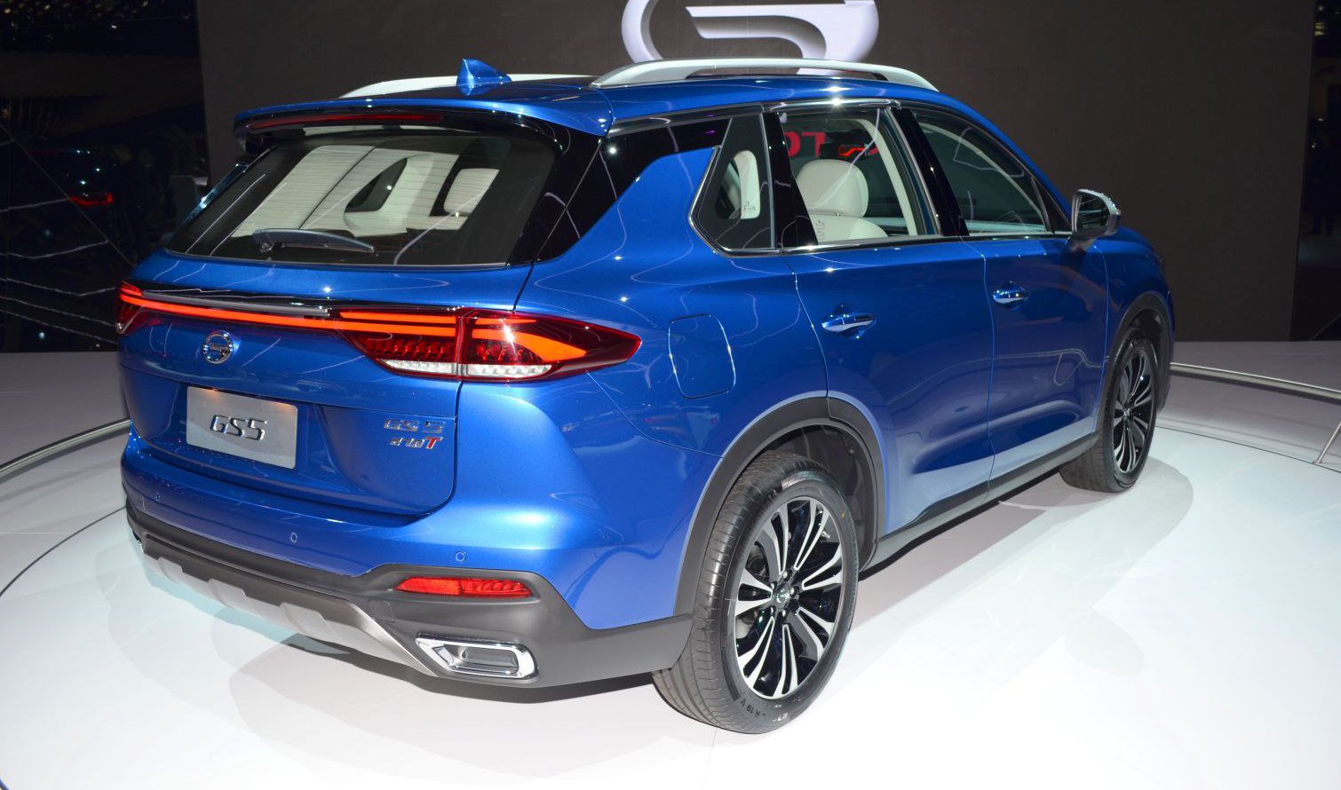 Trumpchi GS5 technical specifications and fuel economy